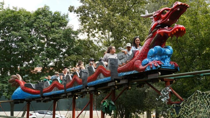 Dragon Coaster: 4 Thrilling Stops from Volcano to Tunnel!